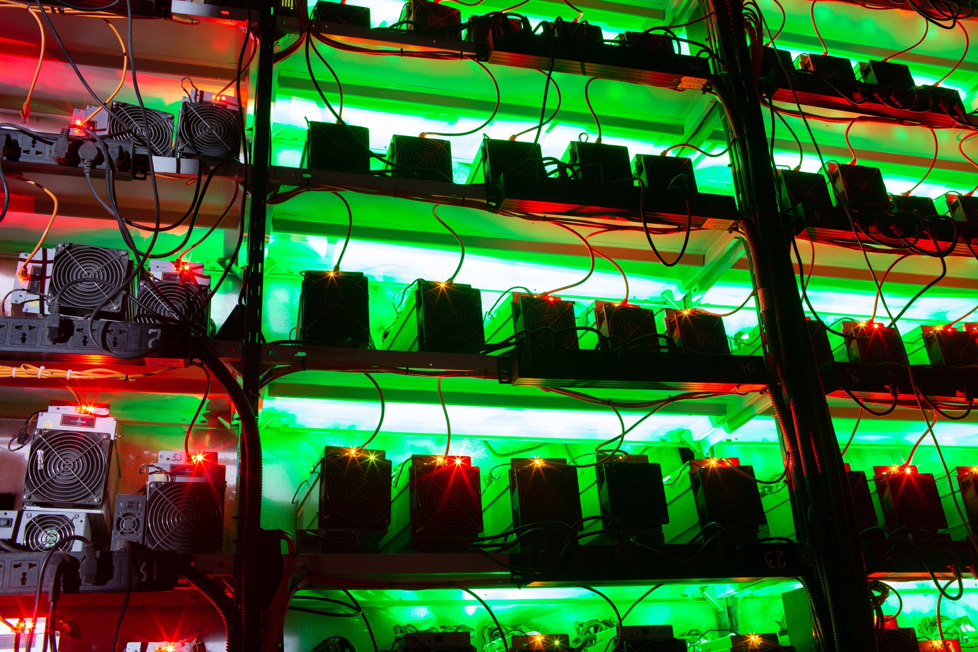 Talen Energy partners with TeraWulf to set up $350M zero-carbon Bitcoin ...