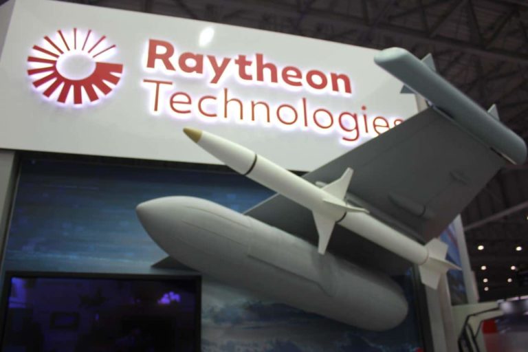 Raytheon secures $1 billion US defense contract beating Lockheed Martin ...