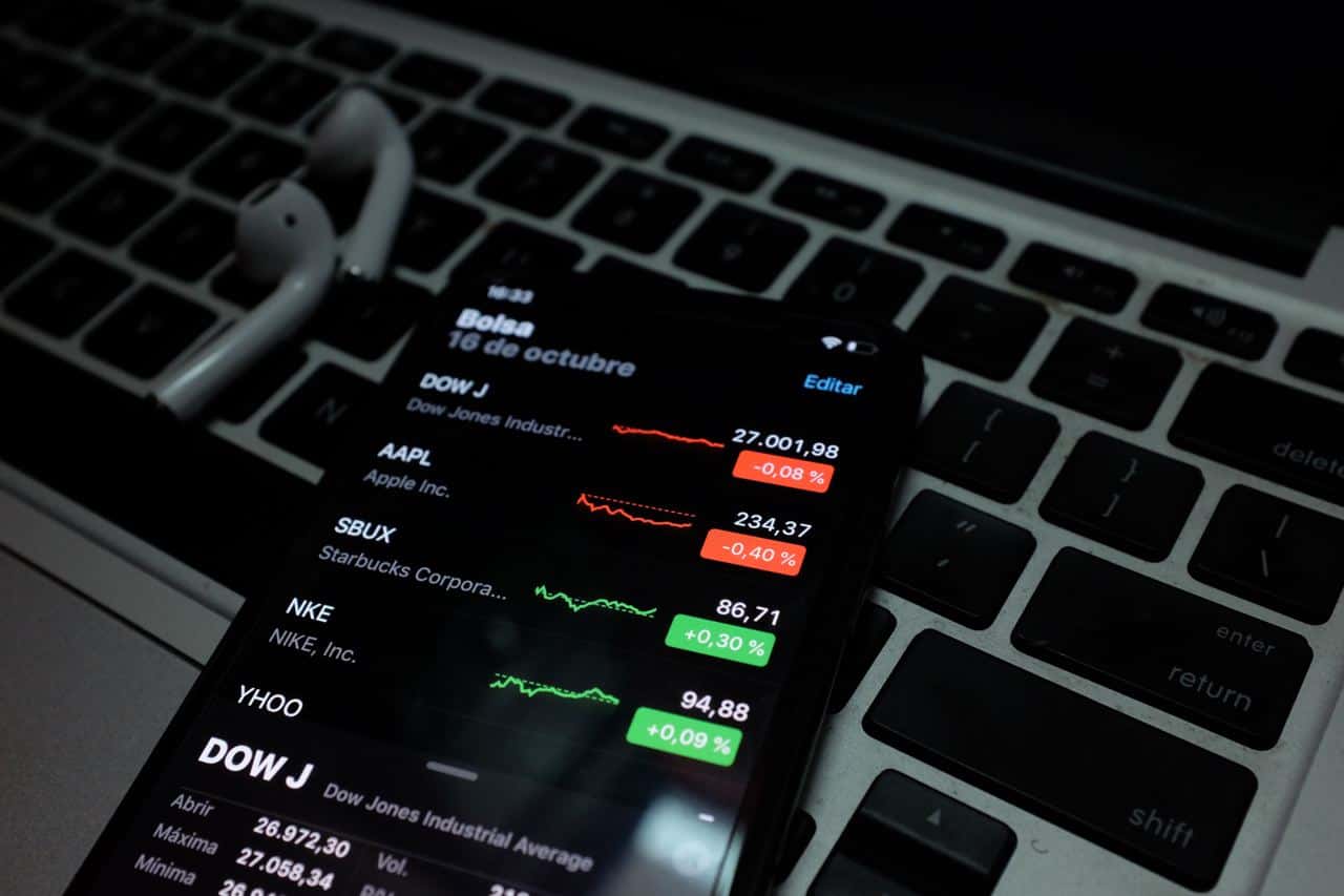 Retail adds $89 billion to U.S. stock market - largest inflow since ...