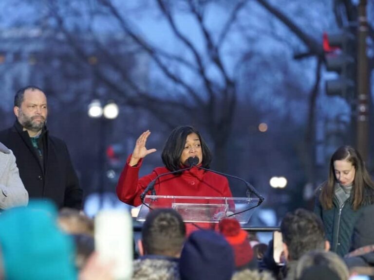 Pramila Jayapal’s net worth revealed