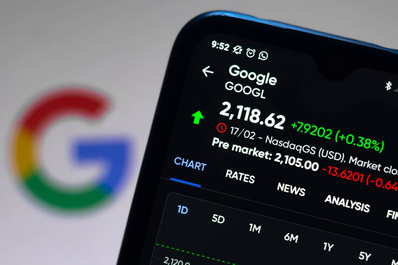 Analyst revises Google stock price target