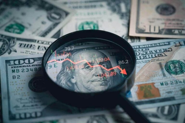 The ‘perfect Eiffel Tower blow-off top’ in stocks is building up, says ...