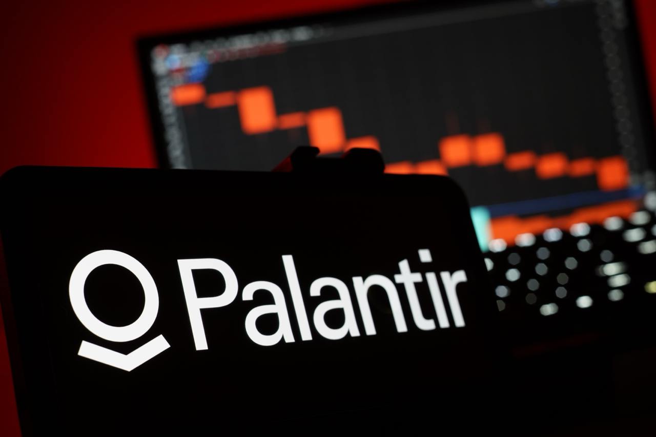 Palantir stock crashes following Q3 earnings report