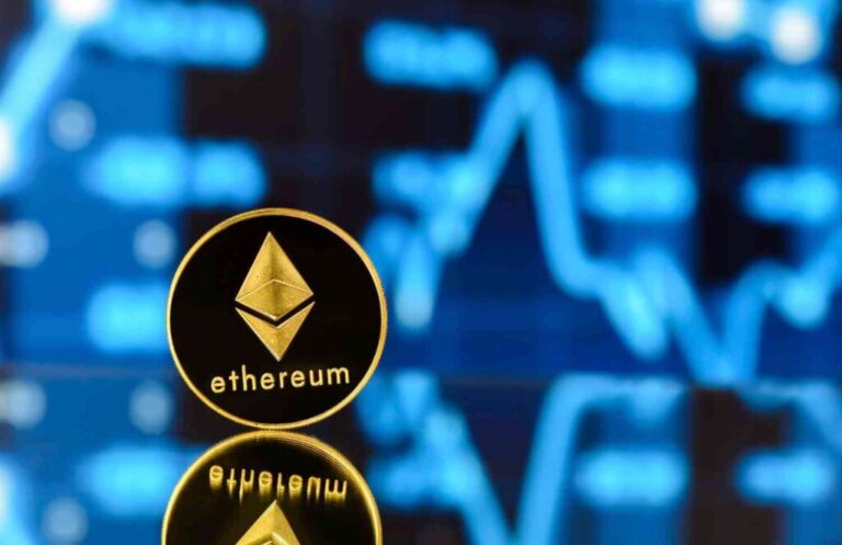 The number of active Ethereum addresses drops nearly 50% in less than a ...