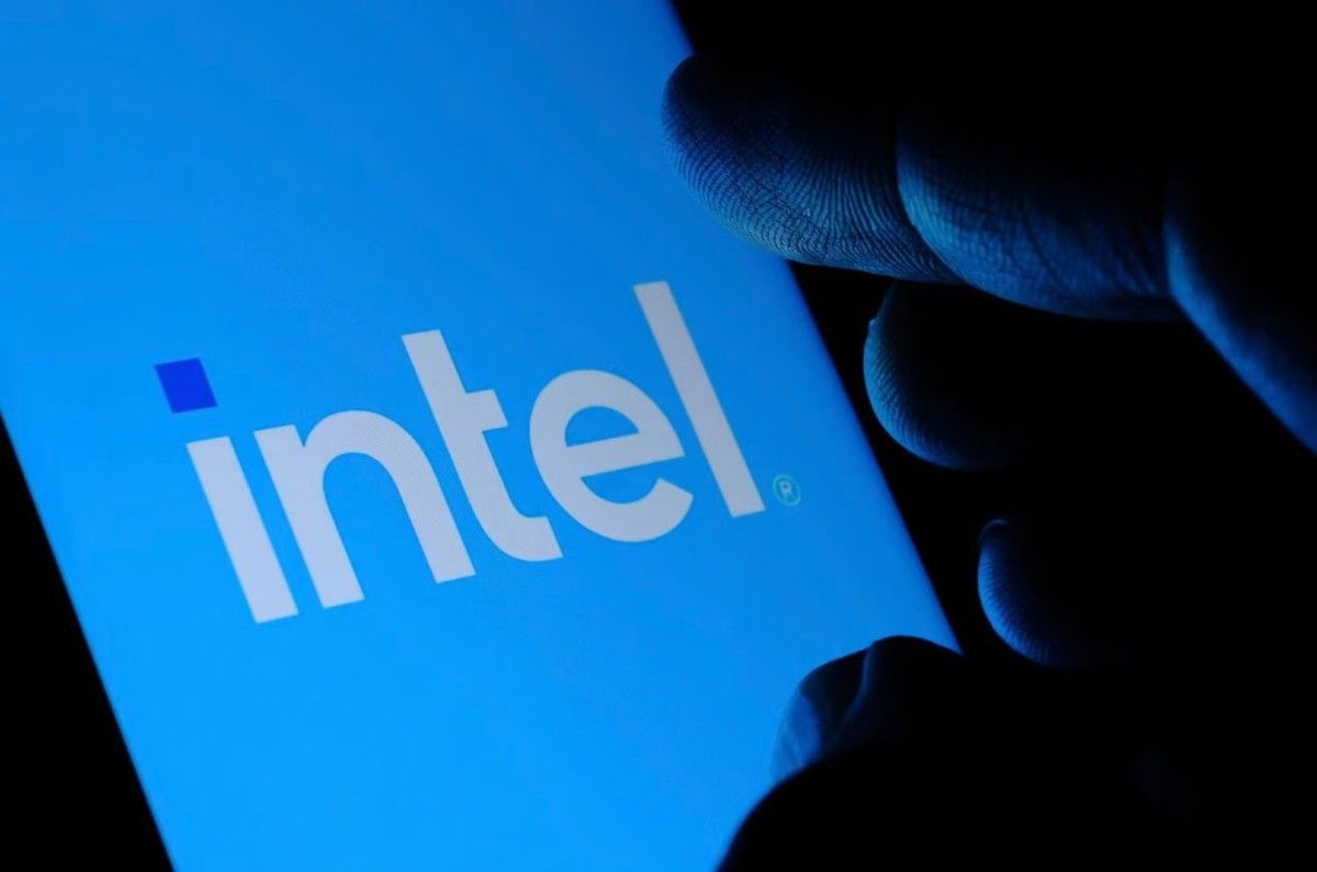 Trading expert sets date when Intel stock will hit $110